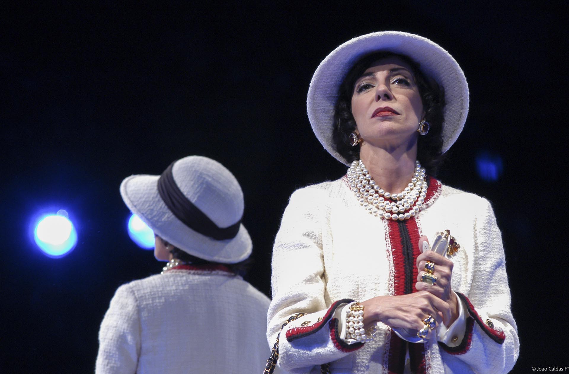 Mademoiselle Chanel - Trilhas da Cena